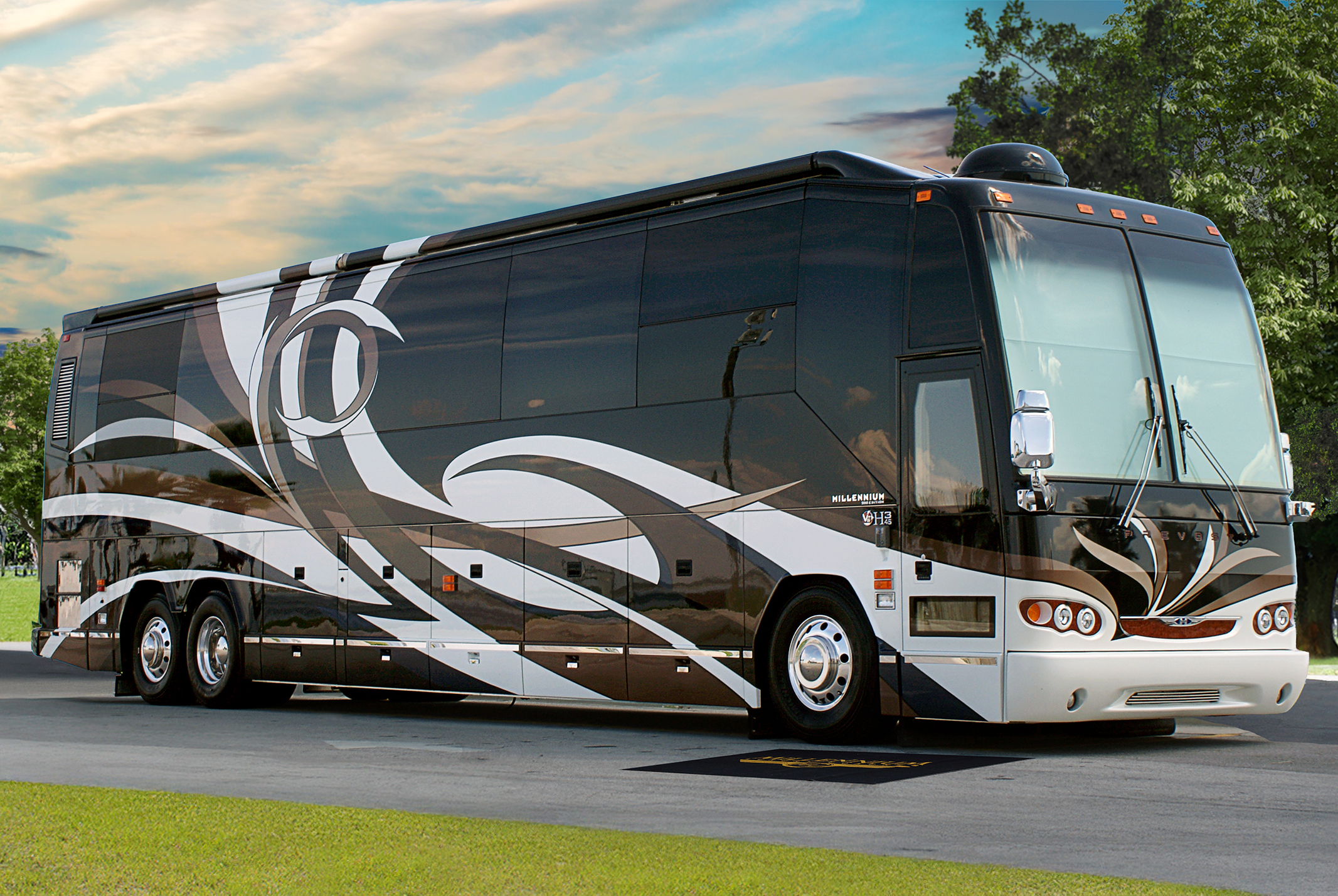 2010 Prevost Millennium H3-45 Stock#911 S2 - Prevost Community